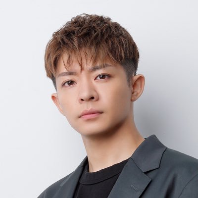 TOBE「Number_i」岸優太、公式Xを開設！わずか半日でフォロワー数56.8万超え！「フォローありがとうございまーす！！！！仕事なう ...